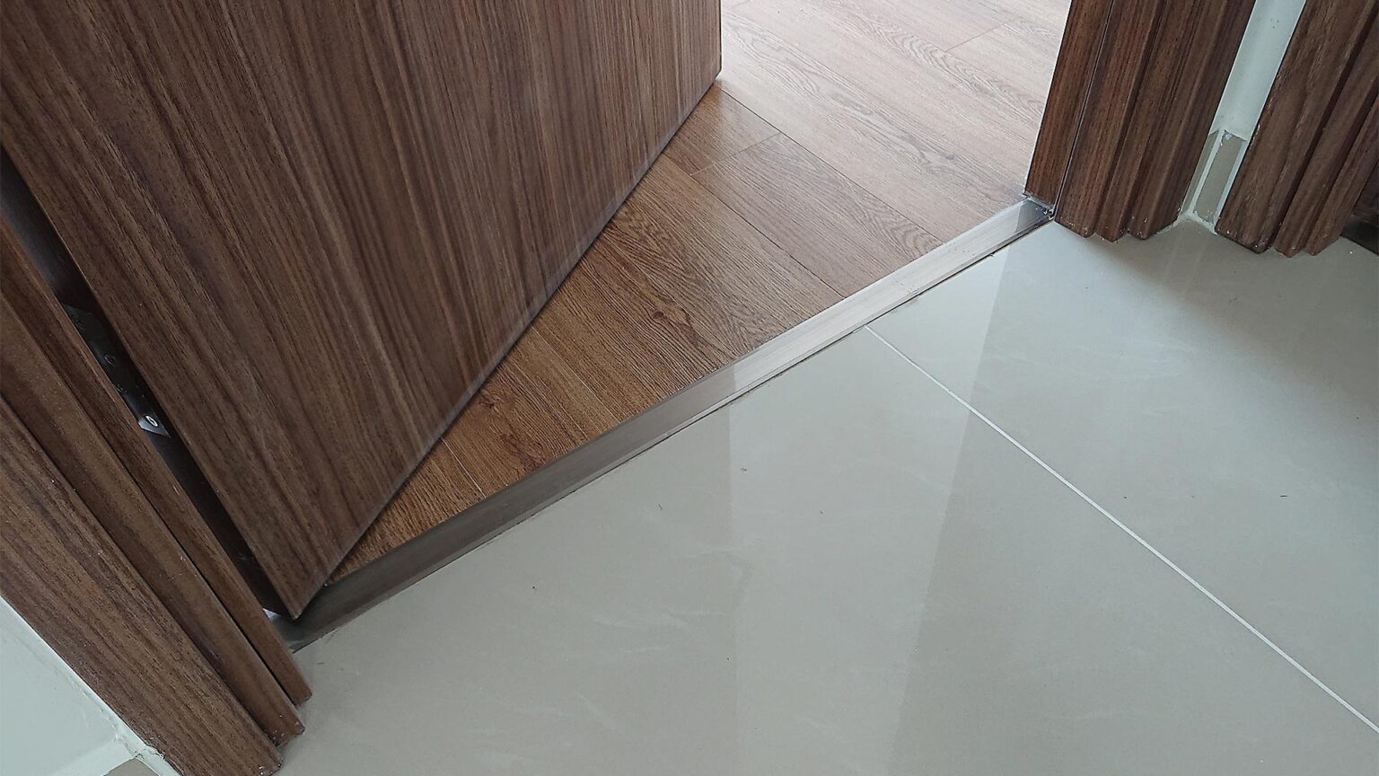 FLOOR MIKIRI – FVC